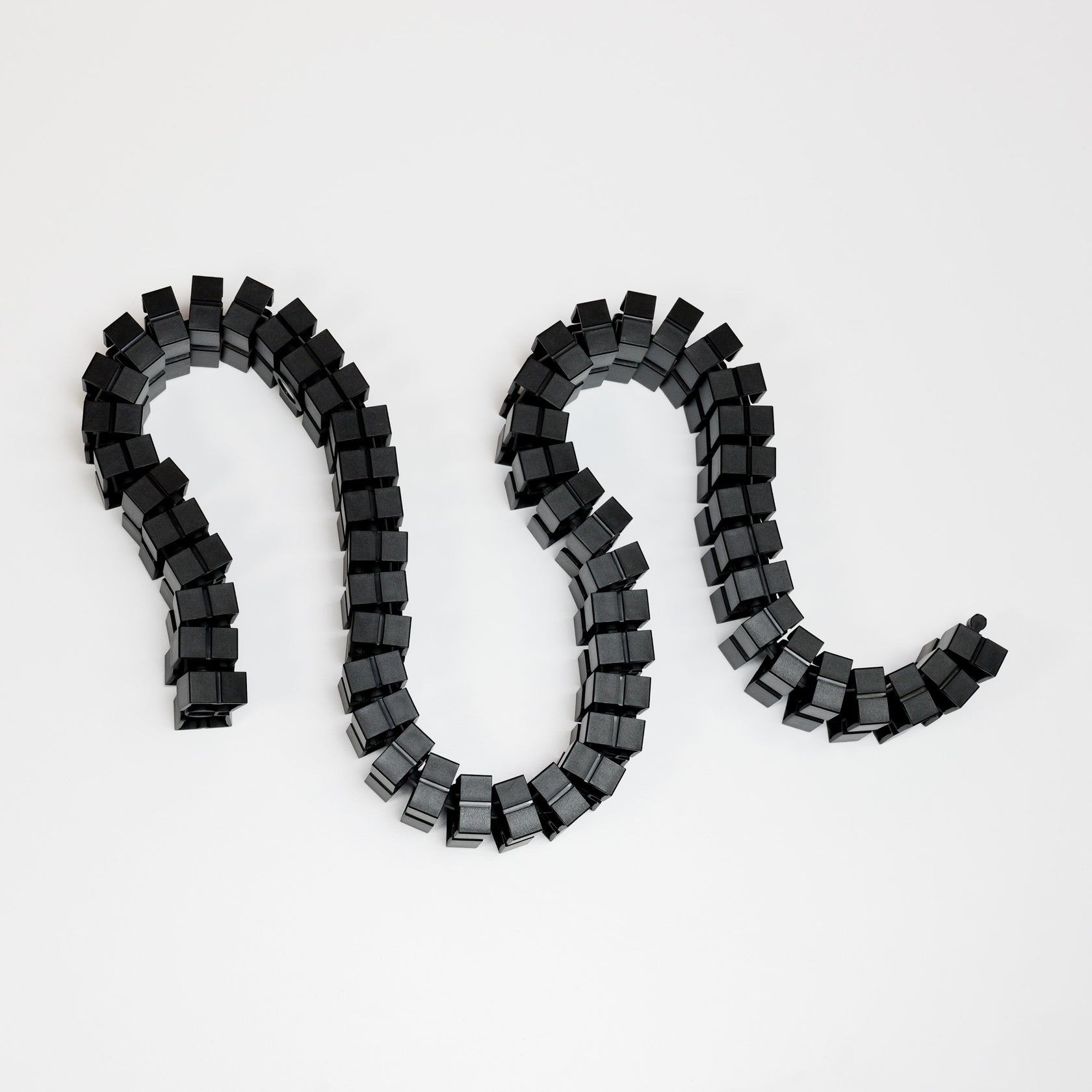 Wire Snake – DeskHaus